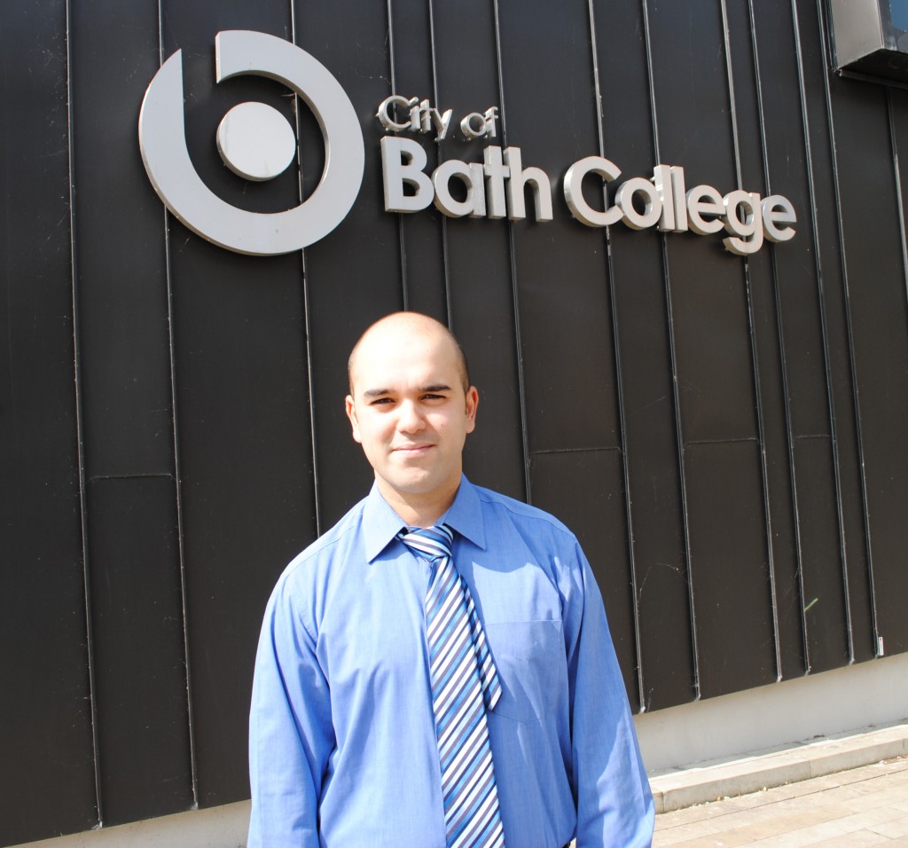 Libyan student breaks college record in English exam